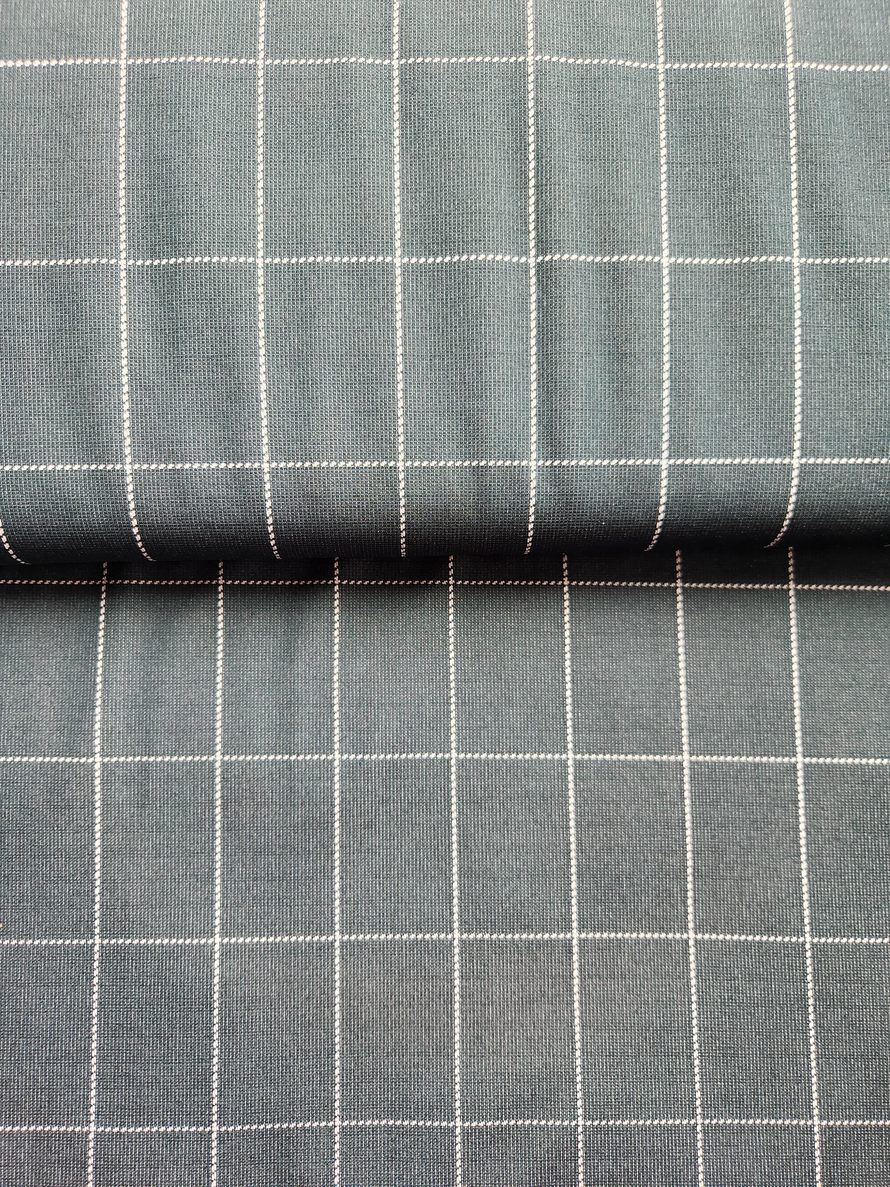 Hunter Green Window Pane Plaid Knit – The Fabric Collective